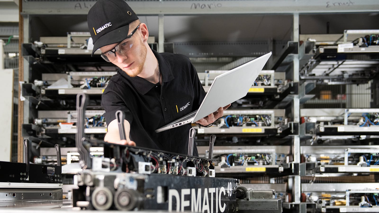 Best Practices for Software Version Control: Maximize Efficiency and Productivity – Jinnga